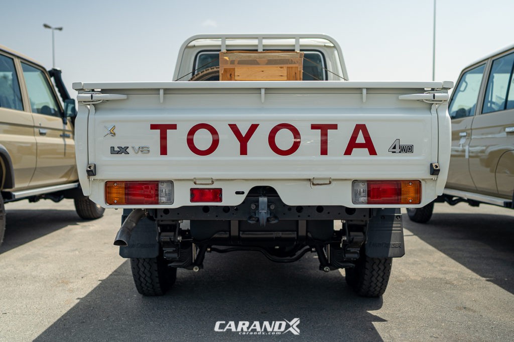 Toyota Land Cruiser GRJ79 - Worldwide Export - Best Prices • CarandX