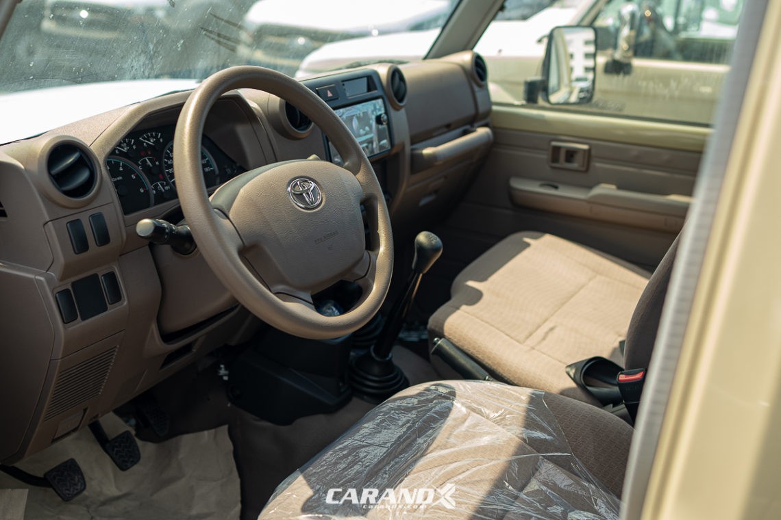 Toyota Land Cruiser HZJ79 4.2 - Worldwide Export - Best Prices • CarandX