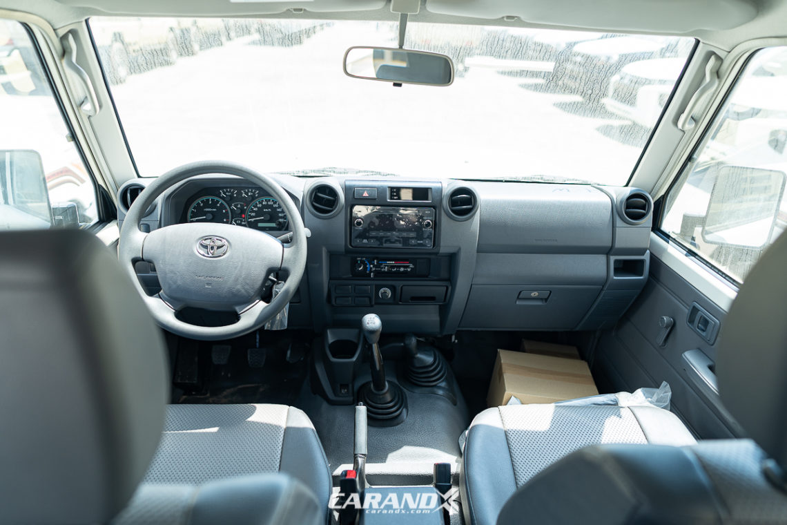 Toyota Land Cruiser HZJ79 4.2 - Worldwide Export - Best Prices • CarandX